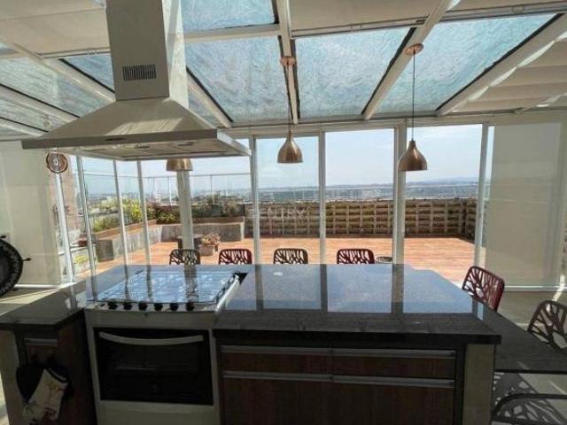 Cobertura Duplex Alto Padrão de 491 m² área útil toda climatizada, com a melhor vista da cidade e n