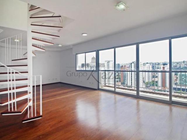 Cobertura Duplex Campo Belo 4 Dormitórios 269m²