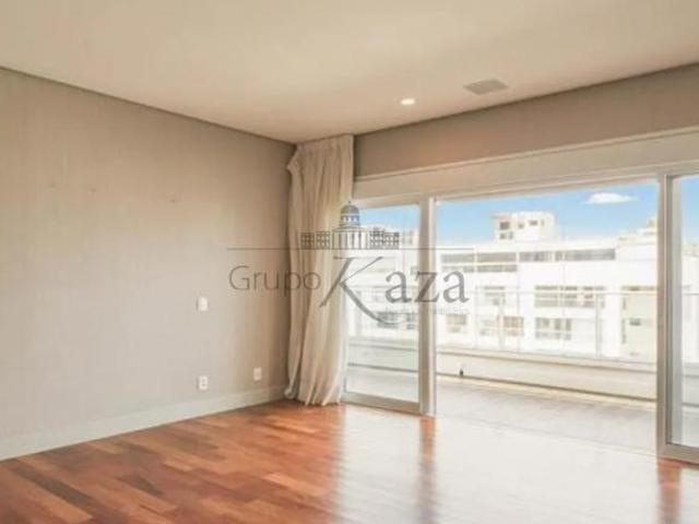 Cobertura Duplex Campo Belo 4 Suítes 641m²