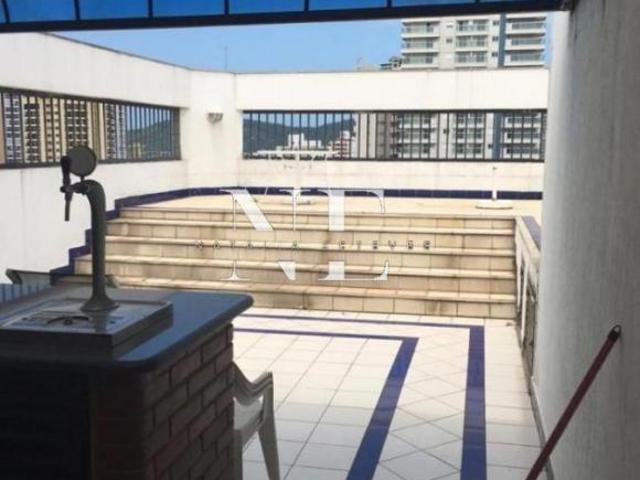 Cobertura Duplex com 4 dormitórios no bairro da Ponta da Praia