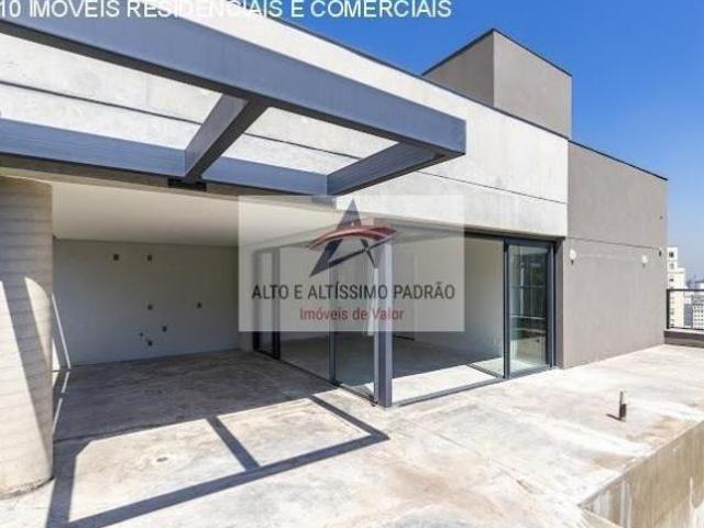 Cobertura duplex com 4 suítes 6 vagas a venda no Jardins