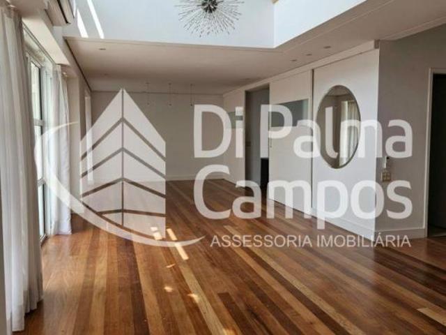 Cobertura dúplex com 4 suítes e 300 m² na Vila Mariana