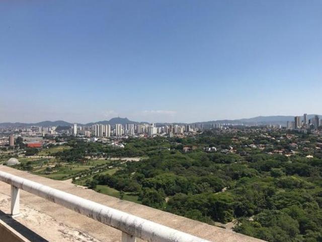 Cobertura Duplex com 5 suítes 5 vagas a venda em Pinheiros