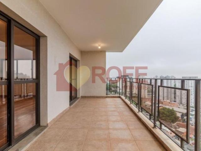 Cobertura duplex com 636m² no Morumbi e com piscina privativa!