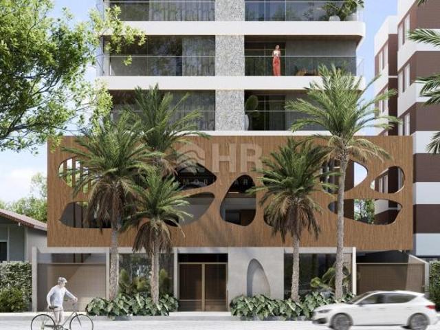 Cobertura duplex com 04 suítes e 03 vagas de garag