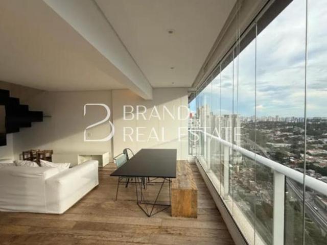 Cobertura duplex, com 100m², 2 quartos e 2 vagas no Campo Belo