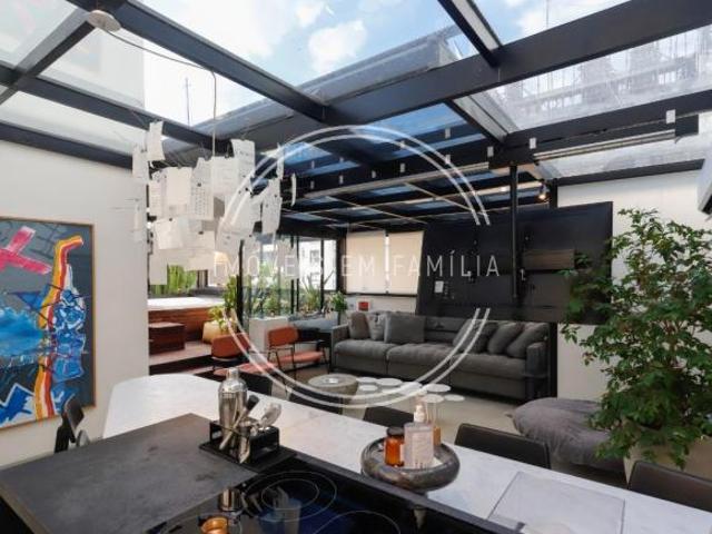 Cobertura duplex com 157 m², 1 suíte à venda no bairro Sumaré