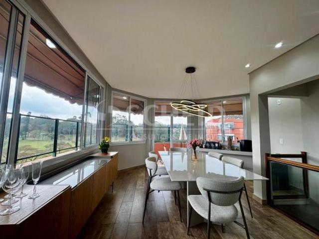 Cobertura Duplex com 220 m² no Condomínio Villas de São Paulo JARDIM MARAJOARA