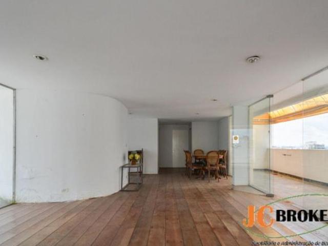 Cobertura duplex com 260 m², 4 Dormitórios sendo 1 suíte, Terraço gourmet, 2 Vagas