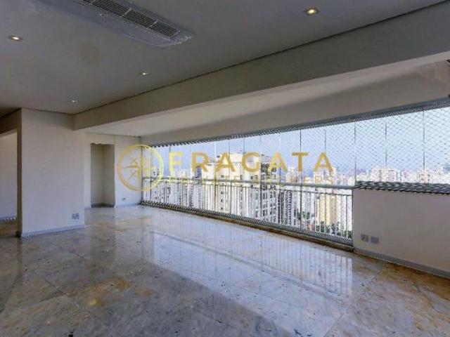 Cobertura Duplex com 290m², 4 suítes e 4 vagas na Vila Romana
