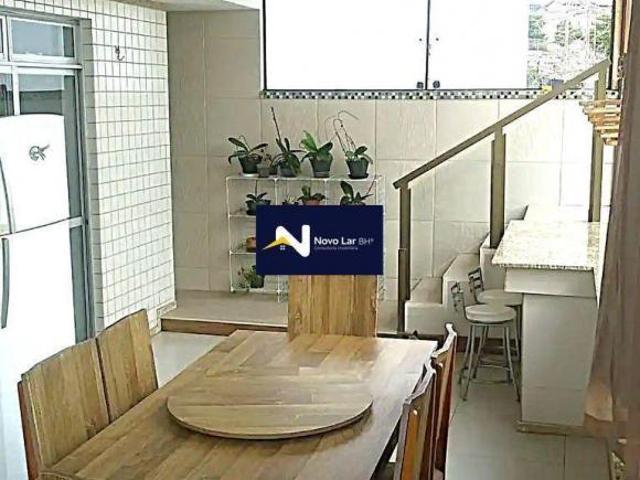 Cobertura duplex com 370m², 4 quartos, 1 suite e 3 vagas no Grajaú