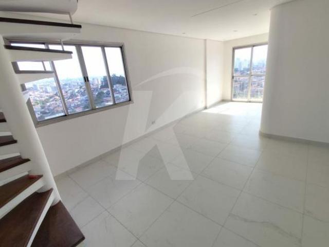 Cobertura duplex, com 3 dormitórios, 2 suítes e 1 vaga de garagem próximo Parada Inglesa