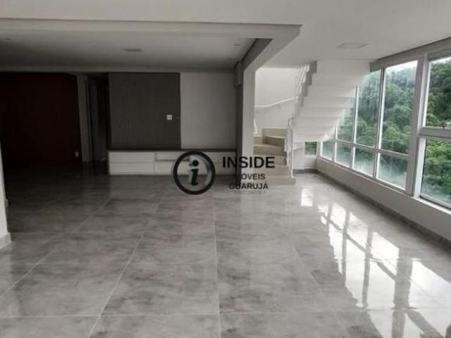 Cobertura duplex com 3 suítes e jacuzzi privativa