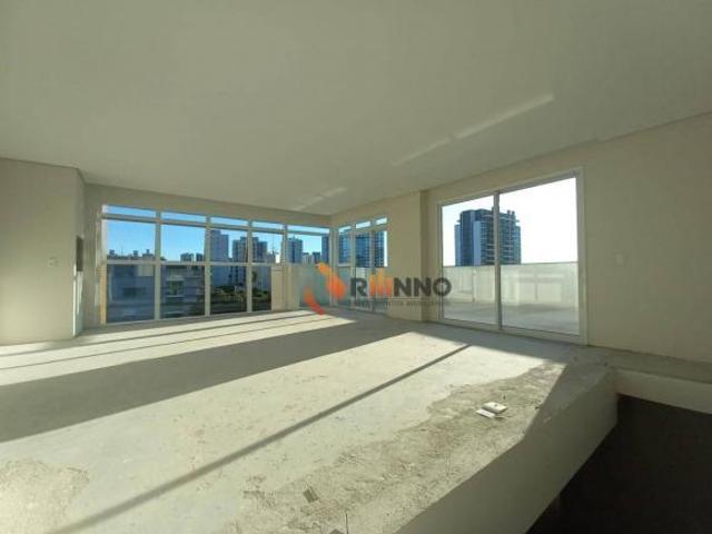 Cobertura com 3 dormitórios à venda, 216 m² no bairro Cabral Curitiba/PR