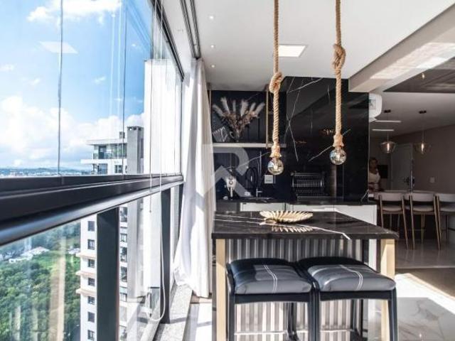 Cobertura Duplex com Terraço e Vista Livre, 3 quartos 3 vagas a venda, 200 m² Cabral Curitiba/PR