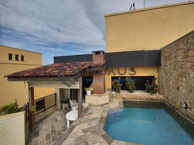 Cobertura duplex com varanda vista mar e lazer na Praia da Enseada, Guaruja