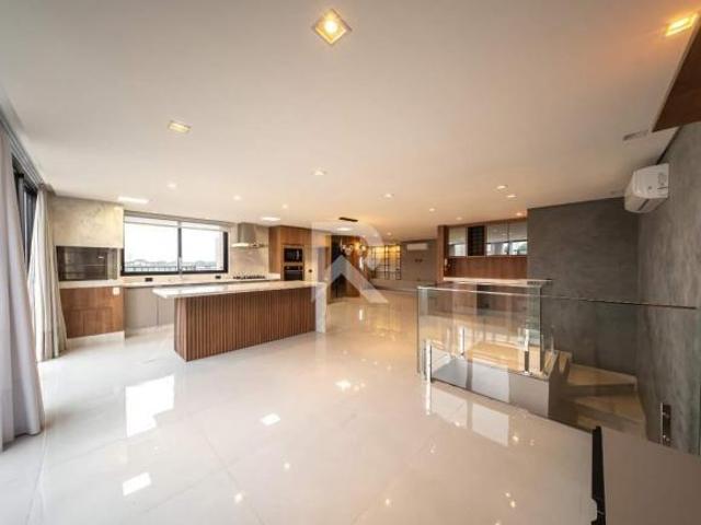 Cobertura Duplex com Vista Livre, 3 Suítes e 4 Vagas à venda, 214 m² Ecoville Curitiba/PR