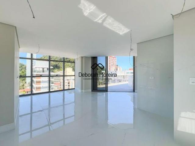 Cobertura Duplex com Vista para o Mar em Caioba