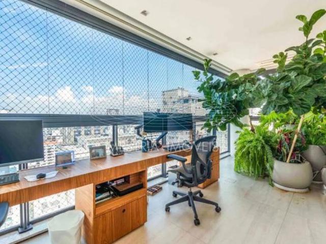 Cobertura duplex | Com a vista belíssima de 360º graus para todos os cantos da cidade!
