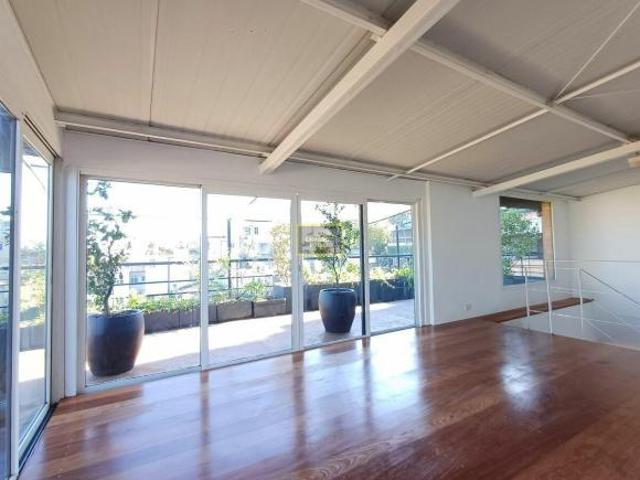 Cobertura Duplex com duas vagas para venda em Pinheiros