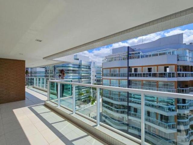 COBERTURA DUPLEX COM LAZER PRIVATIVO