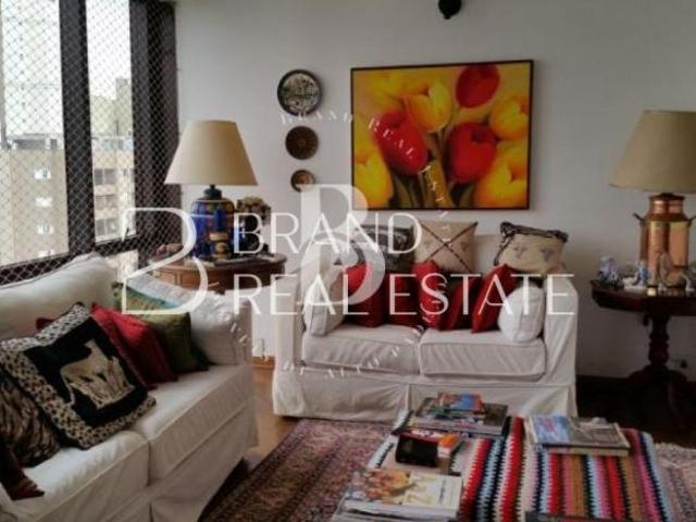 Cobertura duplex com mezanino em Moema