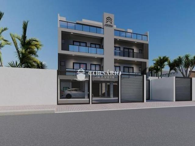 Cobertura duplex com piscina em Caiobá