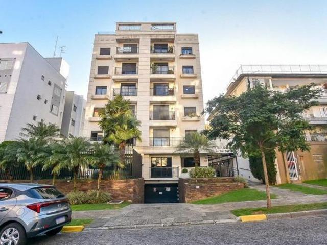 Cobertura Duplex com Piscina Privativa e 3 Vagas no Batel | 196m² de Exclusividade