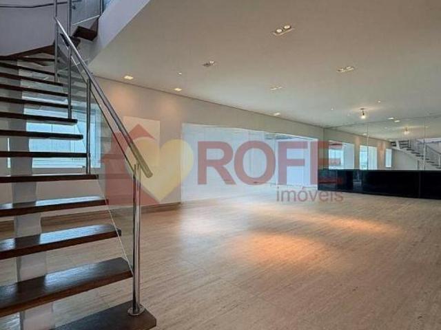 Cobertura Duplex de Alto Padrão no Itaim Bibi Sofisticação, Exclusividade e Vista Panorâmica