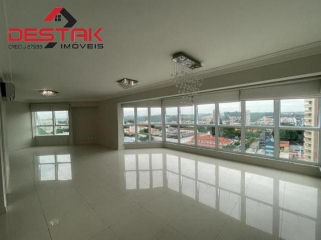 Cobertura Duplex de Alto Padrão a Venda no Edifício Itália Carletti em Jundiaí/SP