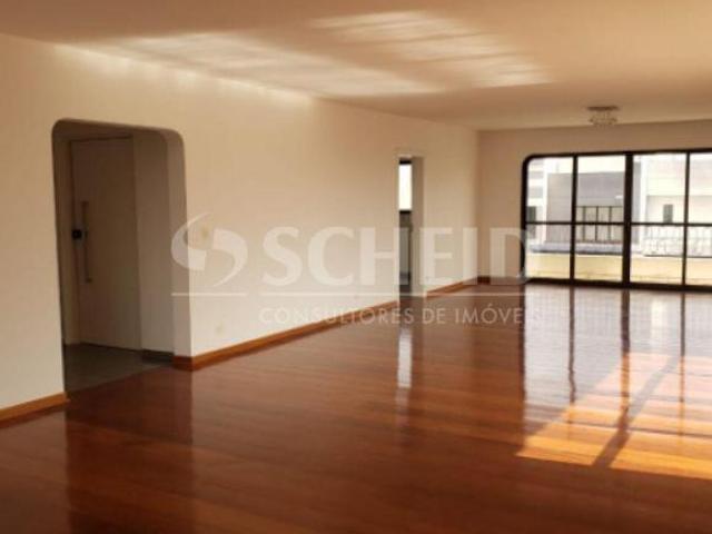 Cobertura Duplex de Luxo com 6 Suítes e Piscina no Alto da Boa Vista