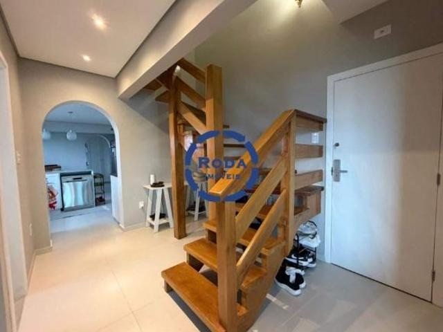 Cobertura Duplex de 196m² com Piscina Privativa, 3 Suítes e 2 Vagas Demarcadas