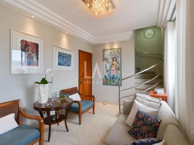 Cobertura Duplex de 196m² à venda: 4 quartos, 3 banheiros, 1 suíte, 3 vagas livres, piscina privativ