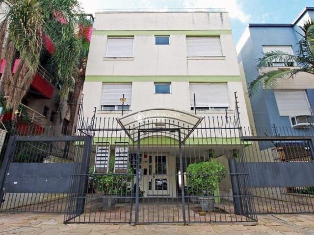 Cobertura duplex de 115 m² com 3 quartos e 3 banheiros. Imóvel muito completo, com 2 vagas de estaci
