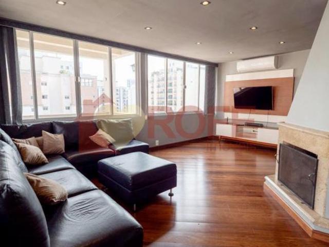 Cobertura duplex de 120 m² à venda na Av. Portugal Brooklin. Melhor localização do bairro