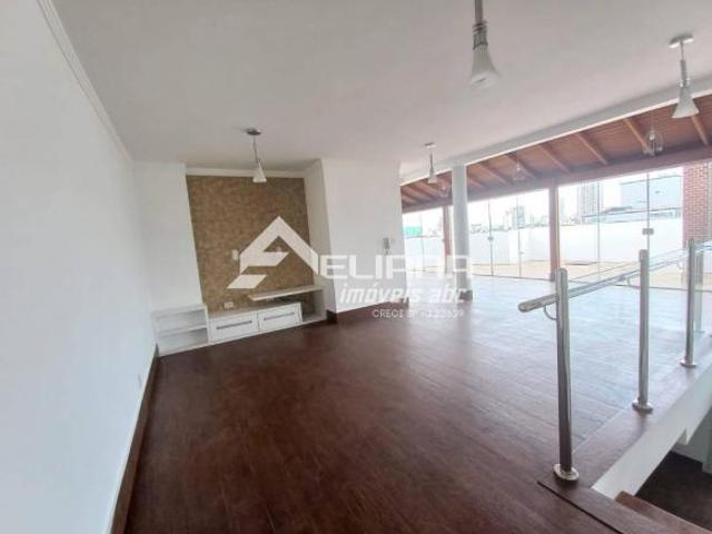 Cobertura Duplex de 203 metros no Bairro Santa Maria