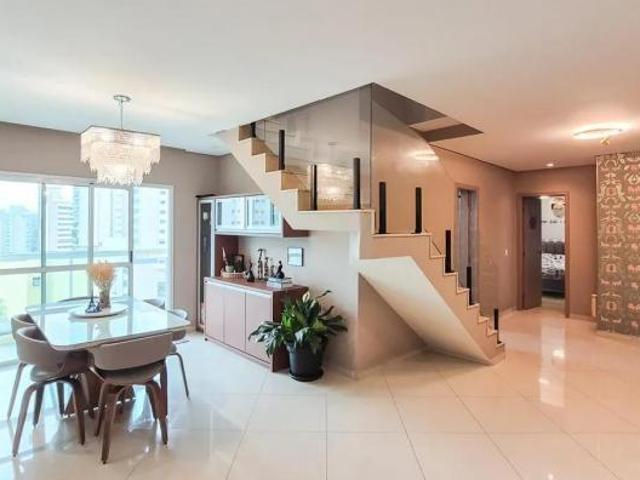 Cobertura Duplex de 236m², 3 dormitórios 2 suíte, 3 vagas e área gourmet
