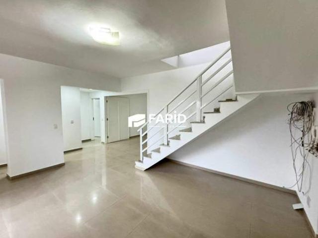 Cobertura duplex de 3 suítes no bairro Ponta da Praia, em Santos SP