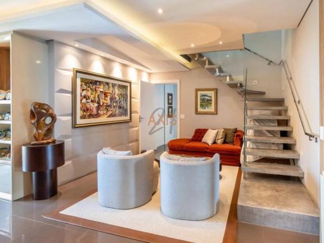 Cobertura Duplex de 3 Quartos à Venda no Edifício Rossi Vanguarda | Água Verde Curitiba