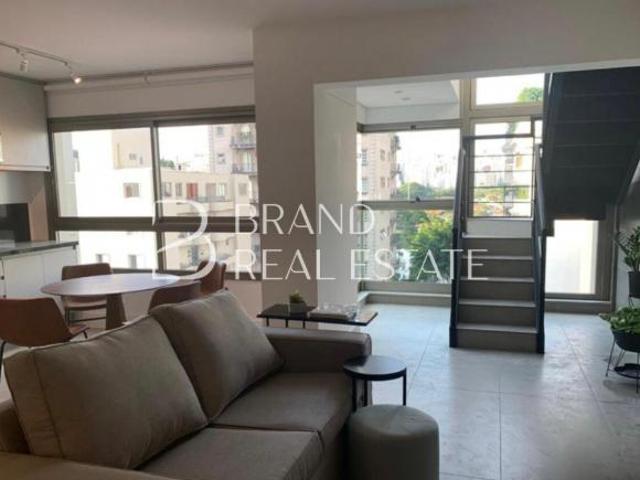 Cobertura duplex de 87m², com 2 suítes e 2 vagas no bairro Jardim Paulistano