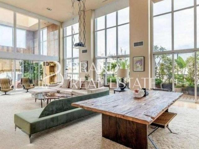 Cobertura Duplex exclusiva com 820 m², 5 suítes, 6 vagas à venda no bairro Jardim Paulista