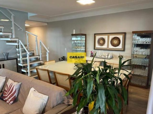 Cobertura Duplex Exclusiva com Vista Panorâmica e Espaço para Receber com Conforto
