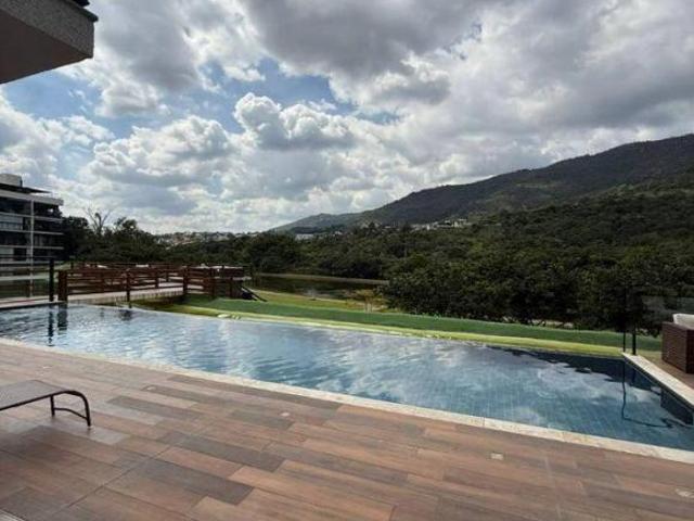 Cobertura Duplex Exclusiva com Vista para a Pedra Grande 2 Suítes no Vila dos Lagos!