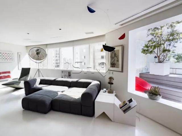 Cobertura Duplex em Indianópolis com 2 dormitórios