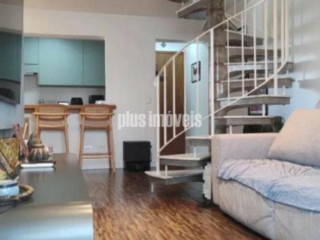 Cobertura Duplex em Vila Bertioga com 156m²