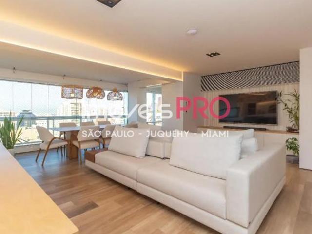 Cobertura duplex entregue em 2016 com 3 dorm sendo 1 suite e 3 vagas no Vila Mariana