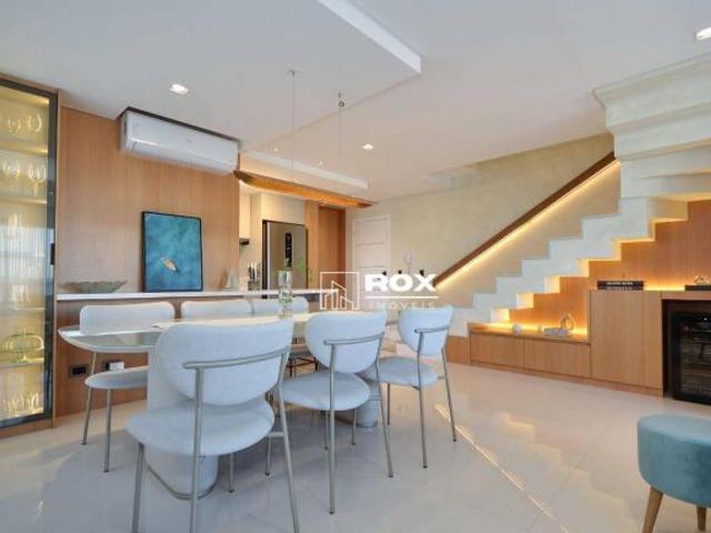 Cobertura Duplex finamente mobiliada, com 3 quartos, sendo 1 suíte à venda, 152 m² por R$ 2.750.000