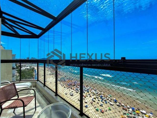 Cobertura dúplex frente mar com varandas vista mar e lazer nas Pitangueiras, Gua