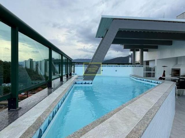 Cobertura Duplex Frente Mar à Venda em Caraguatatuba
