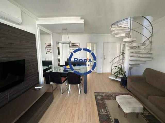 Cobertura Duplex Frente Praia com Vista Mar, sendo porteira fechada